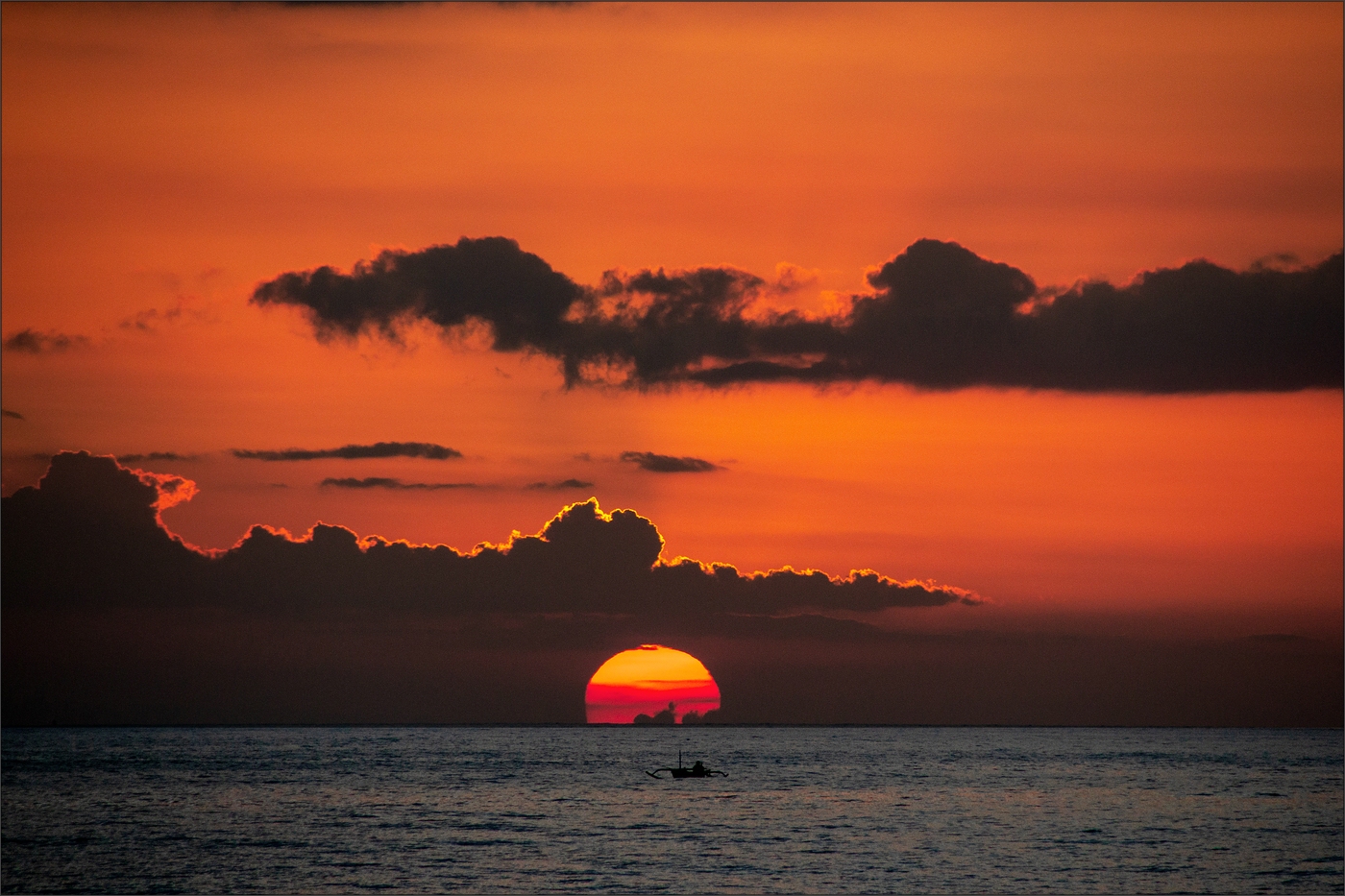Dramatic sunset IV * Foto & Bild | asia, indonesia, landschaft Bilder ...