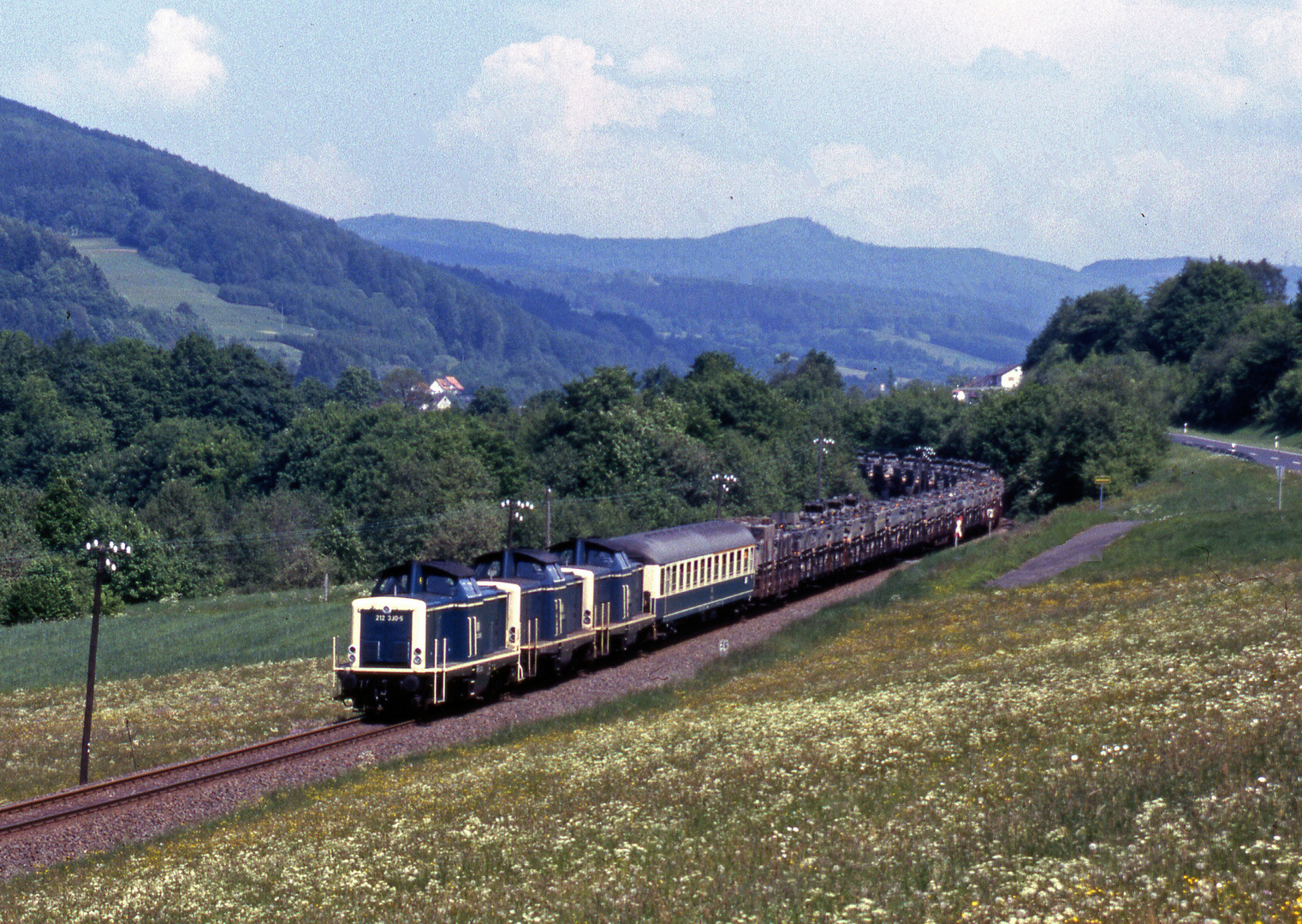 Dreimal BR 212 Foto & Bild | dampf-, diesel- und e-loks, eisenbahn ...