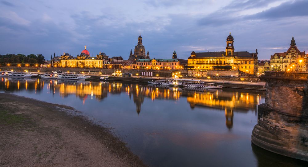 Dresden am Abend Foto & Bild | world, spezial, abend Bilder auf ...