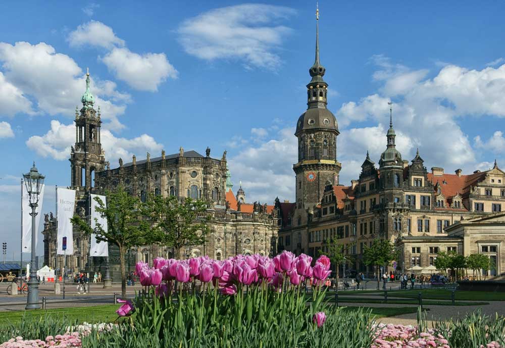 Dresden - Schloßplatz Foto & Bild | deutschland, europe, sachsen Bilder ...