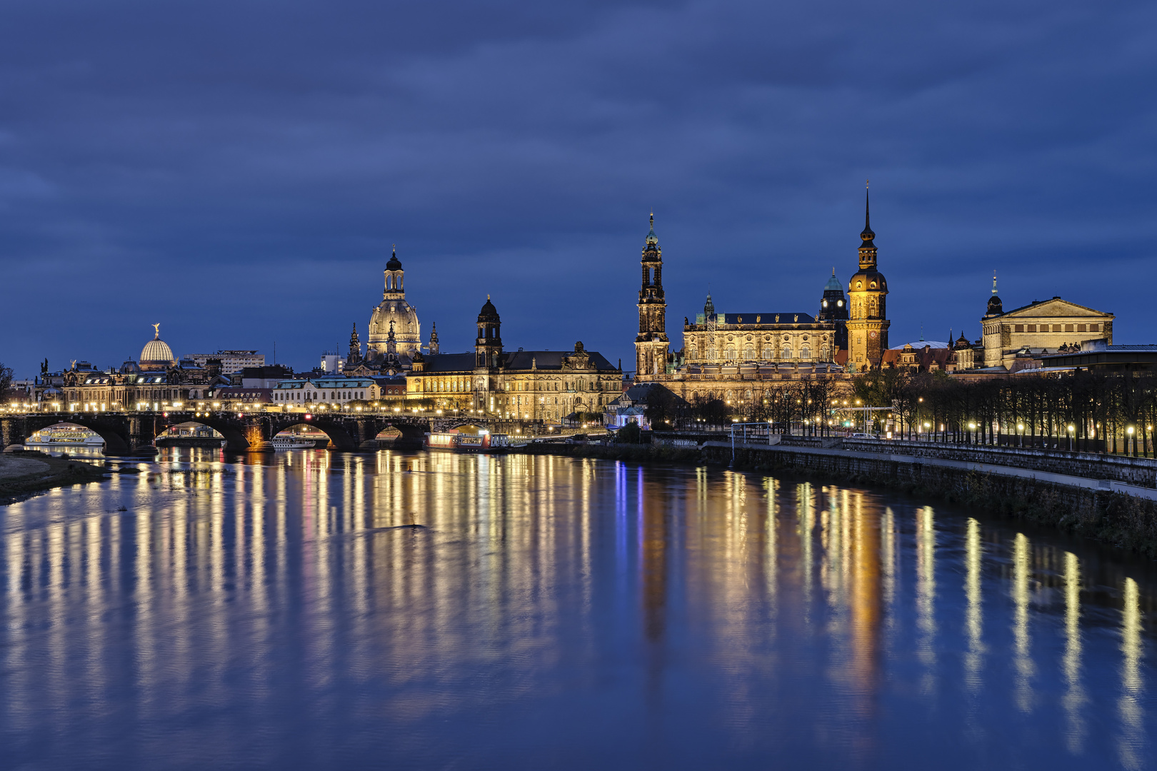 Dresden Skyline Foto & Bild | world, sonnenuntergang, wasser Bilder auf ...