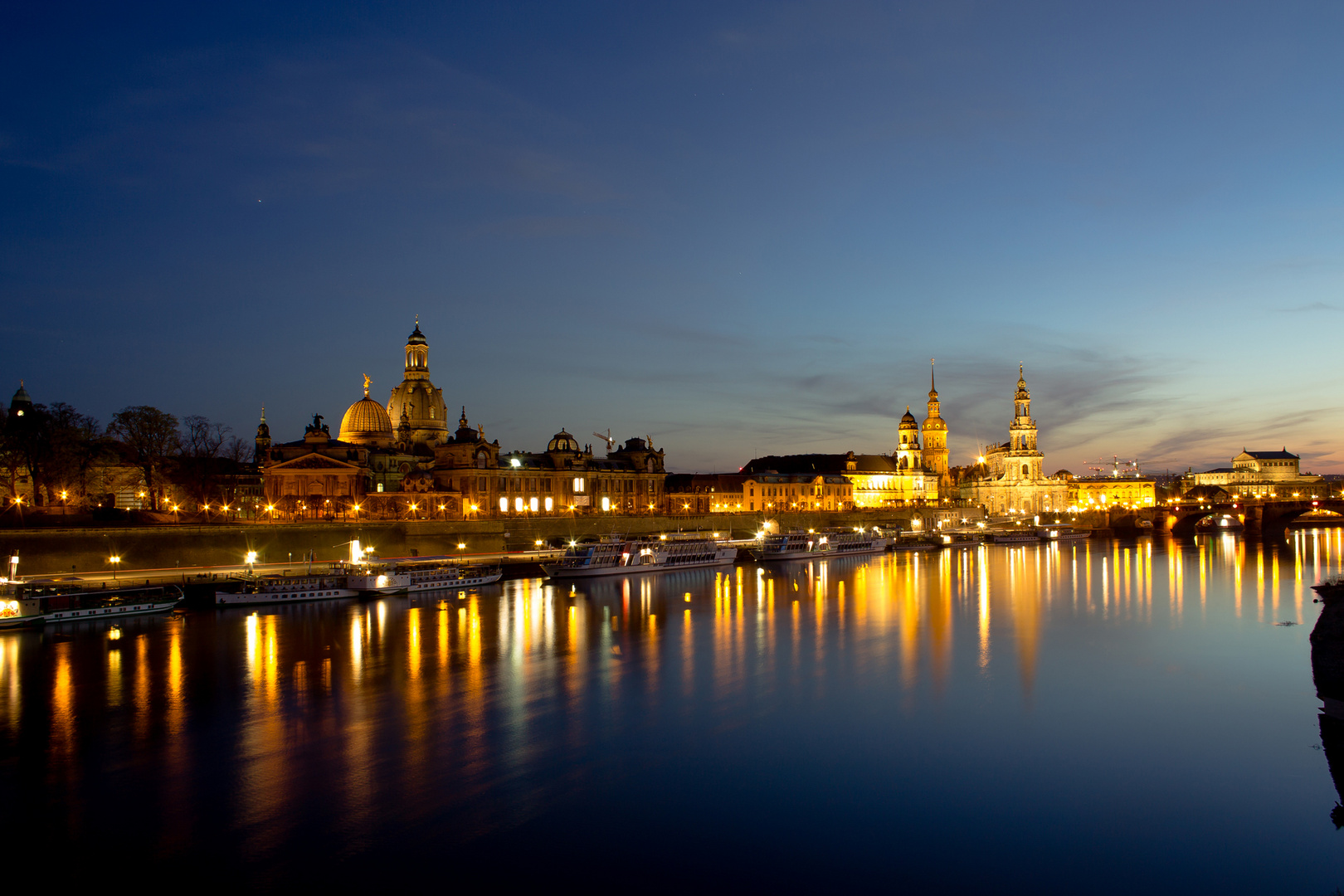 Dresden Skyline Foto & Bild | architektur, stadtlandschaft, skylines ...
