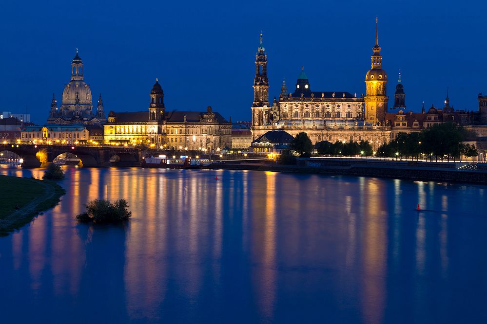 Dresden zur blauen Stunde Foto & Bild | archiv, a r c h i v aktuell ...