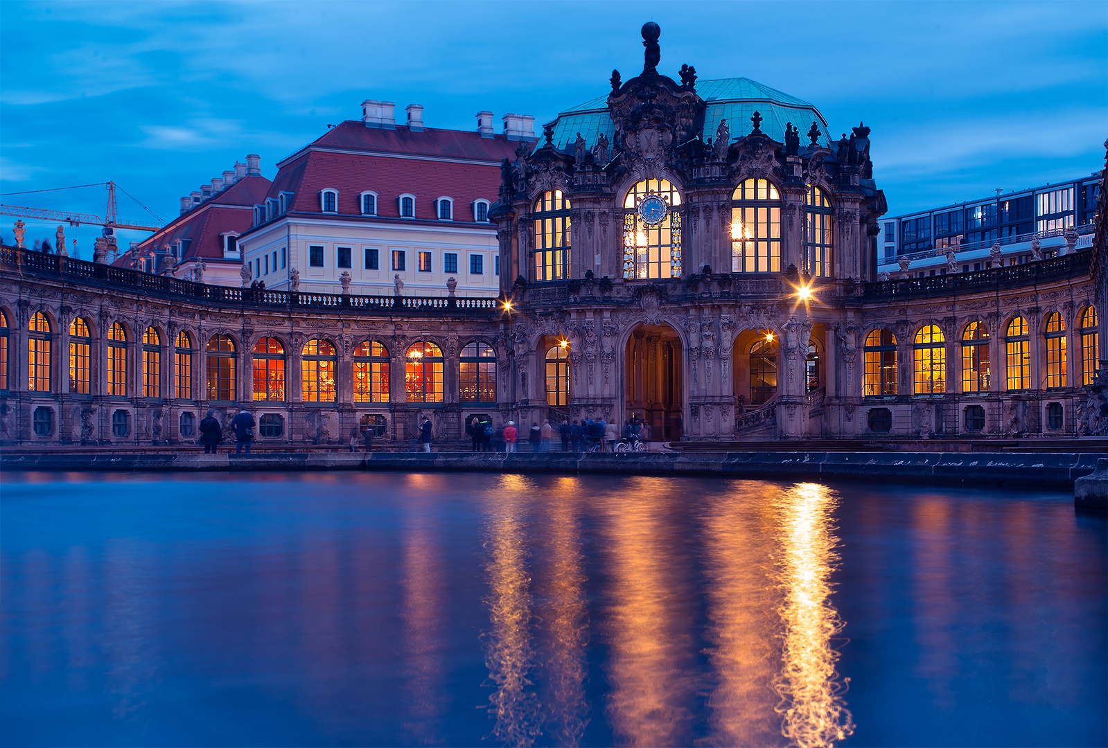 Dresdner Zwinger Foto & Bild | architektur, architektur bei nacht ...