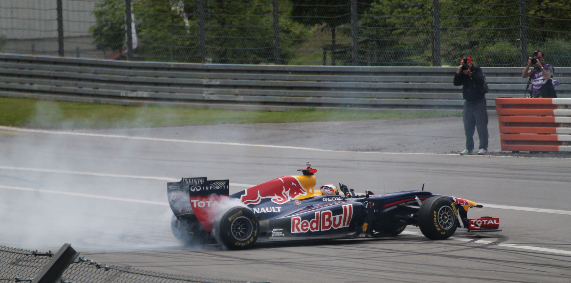 Drifting Formula 1 Foto & Bild | sport, motorsport, rundstrecke Bilder ...