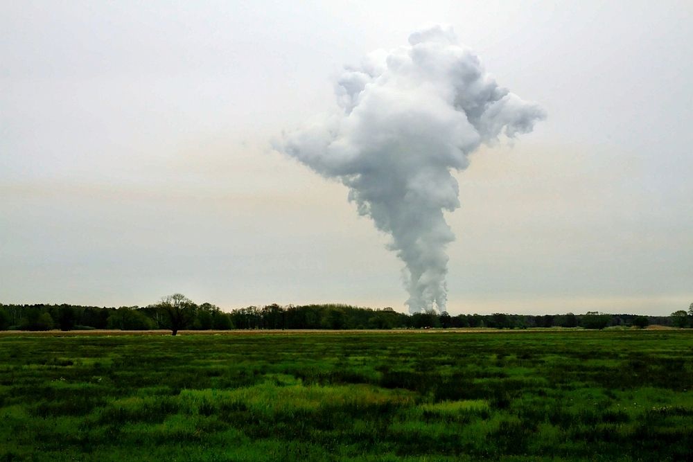 ...Drohung...? Foto & Bild | world, brandenburg, cottbus Bilder auf ...