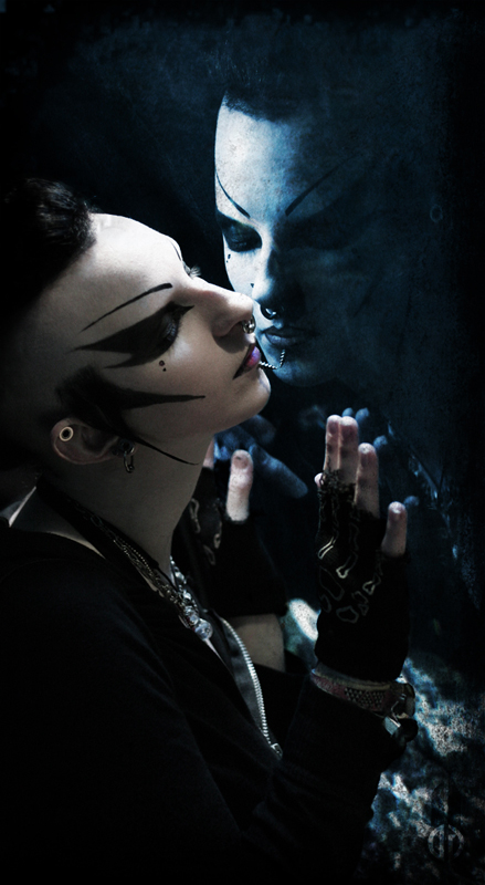 Drowning together, Dying alone Foto & Bild | mystik,gothic, gothic ...