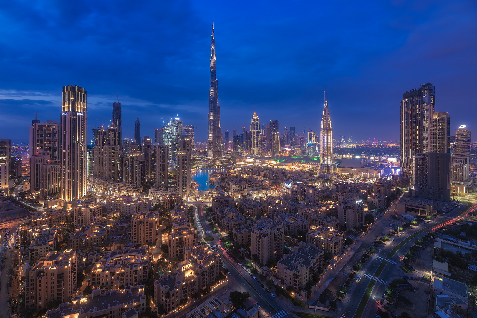 Dubai - Skyline Blue Hour Foto & Bild | asia, middle east, united arab ...