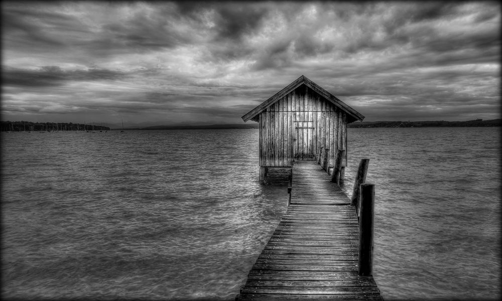 "düstere Stimmung" Foto & Bild | monochrom, bearbeitungs - techniken ...