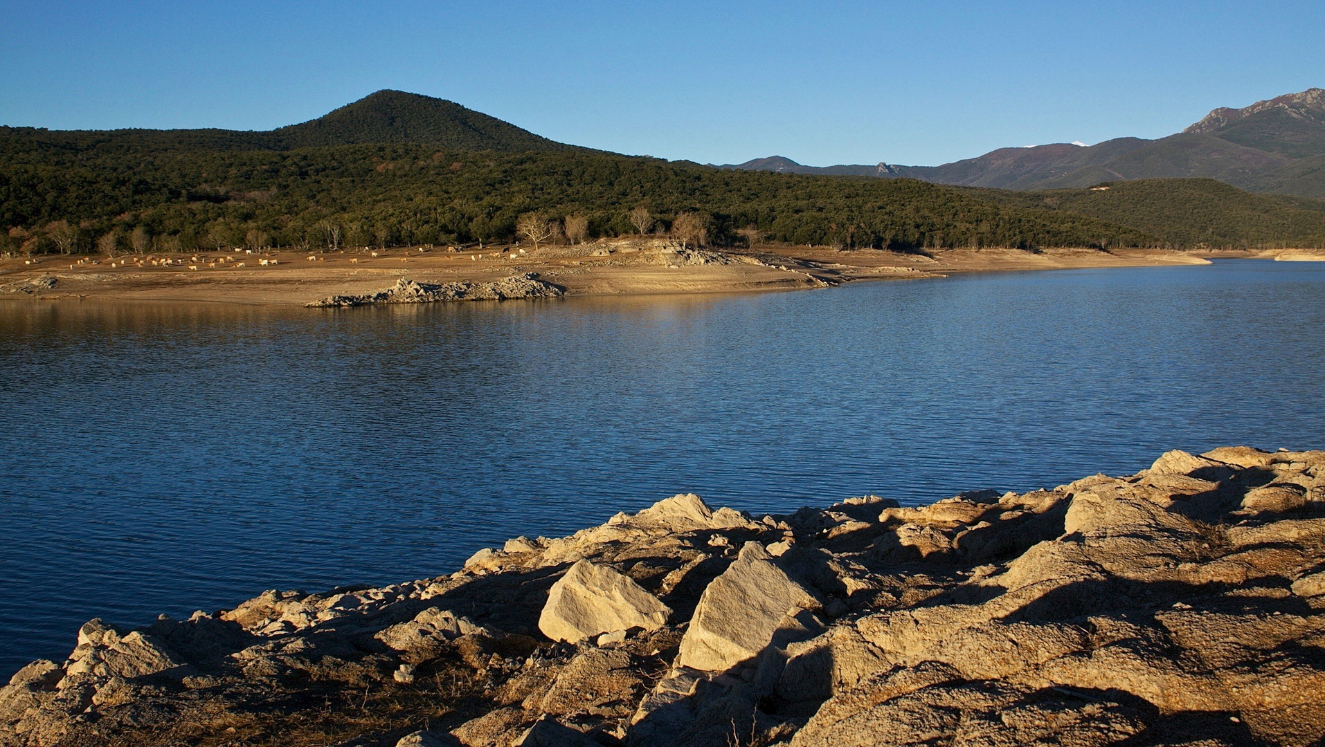 D'une rive à l'autre. photo et image | paysages, lacs, rivières ...