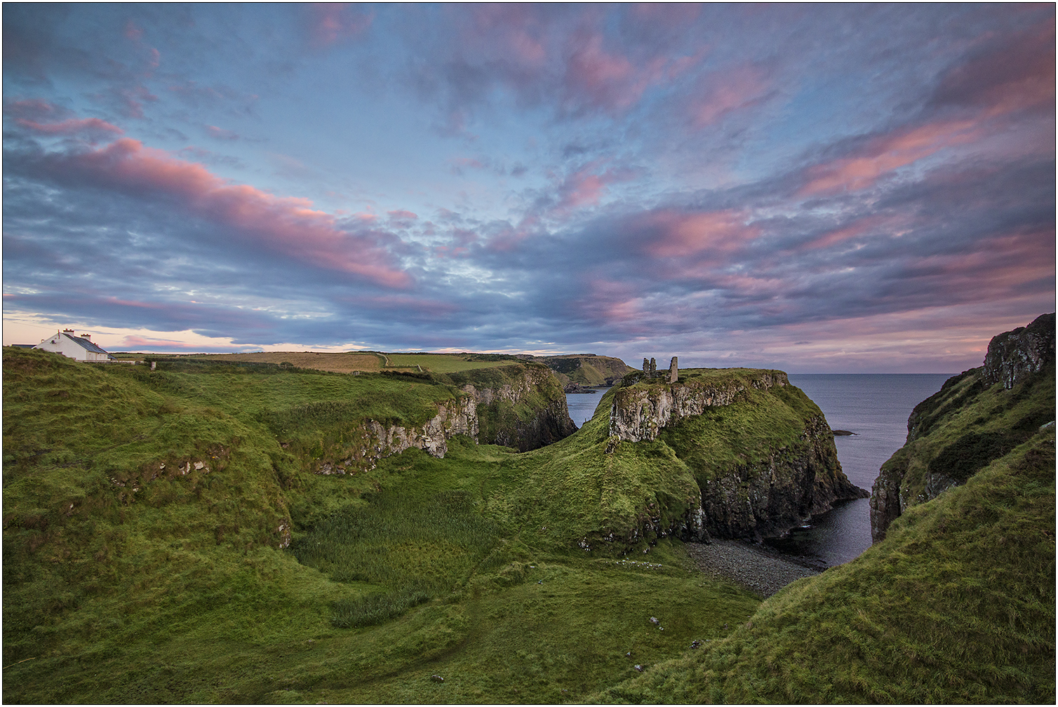 Dunseverick Castle Foto & Bild | urlaub, world, sonnenaufgang Bilder ...