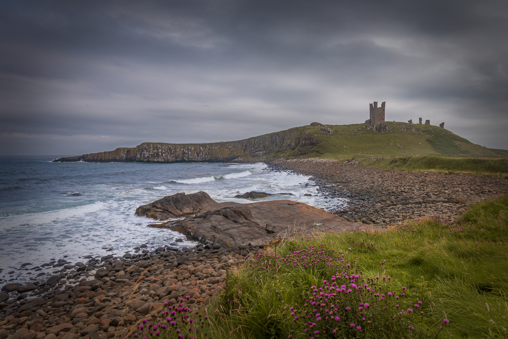 Dunstanburgh Castle Foto & Bild | architektur, europe, united kingdom ...
