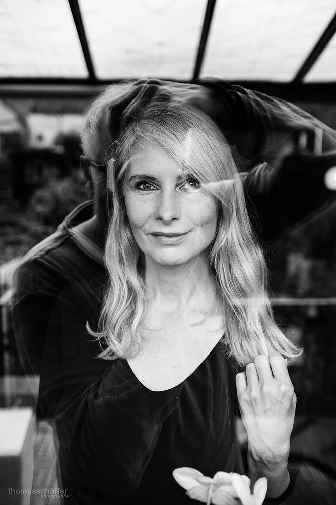 Durch... Foto & Bild | erwachsene menschen, portrait, portrait frauen Bilder auf fotocommunity