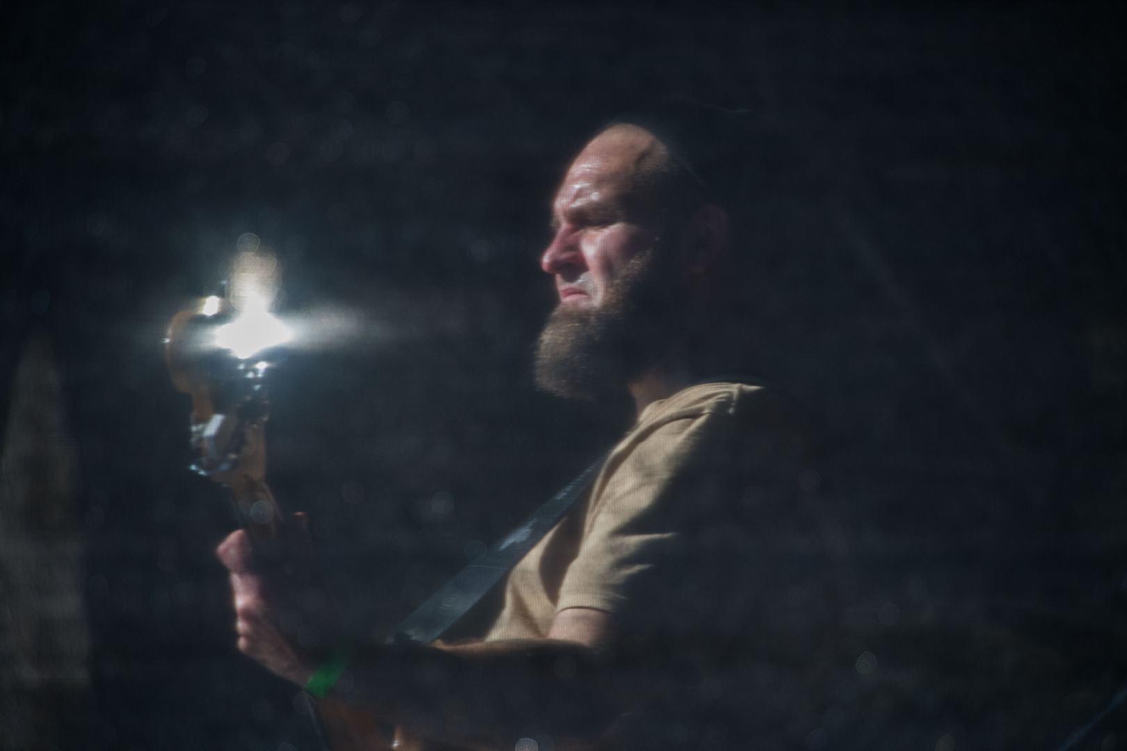 Durchblick durch den Vorhang an der Freilichtbühne Foto & Bild | projekte, donnerstag mit ...