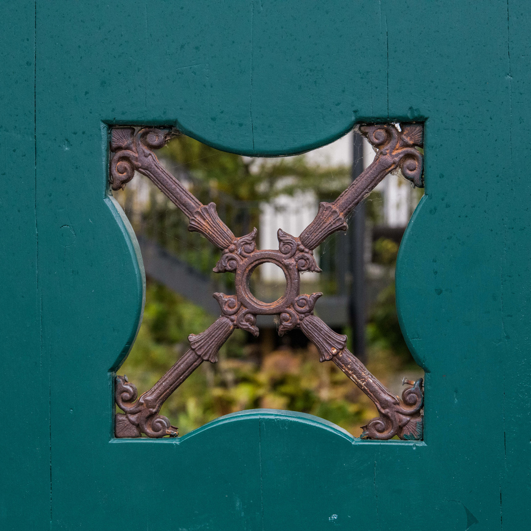 Durchblick durch die Gartentür Foto & Bild | projekte, donnerstag mit durchblick, thementage ...