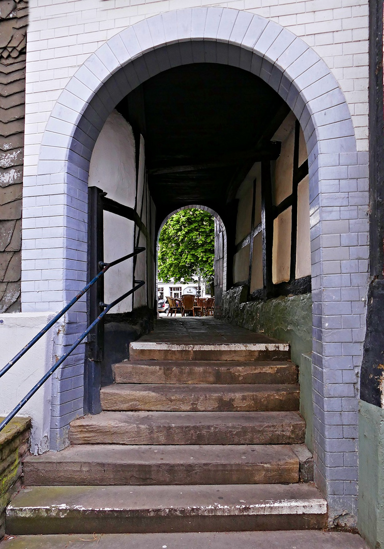 Durchgang 1 x ohne..... Foto & Bild | world, altstadt, architektur ...