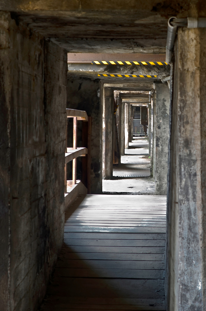 Durchgang Foto & Bild | bearbeitungs - techniken, hdri & tm, hdr und ...