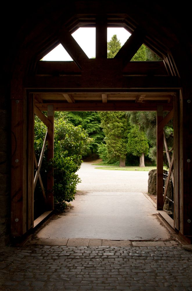 Durchgang Foto & Bild | architektur, schlösser & burgen, profanbauten ...