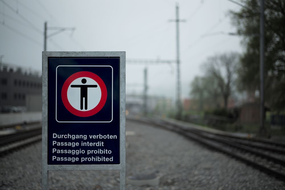 Durchgang verboten Foto & Bild | allerlei, fotos, verkehr Bilder auf ...