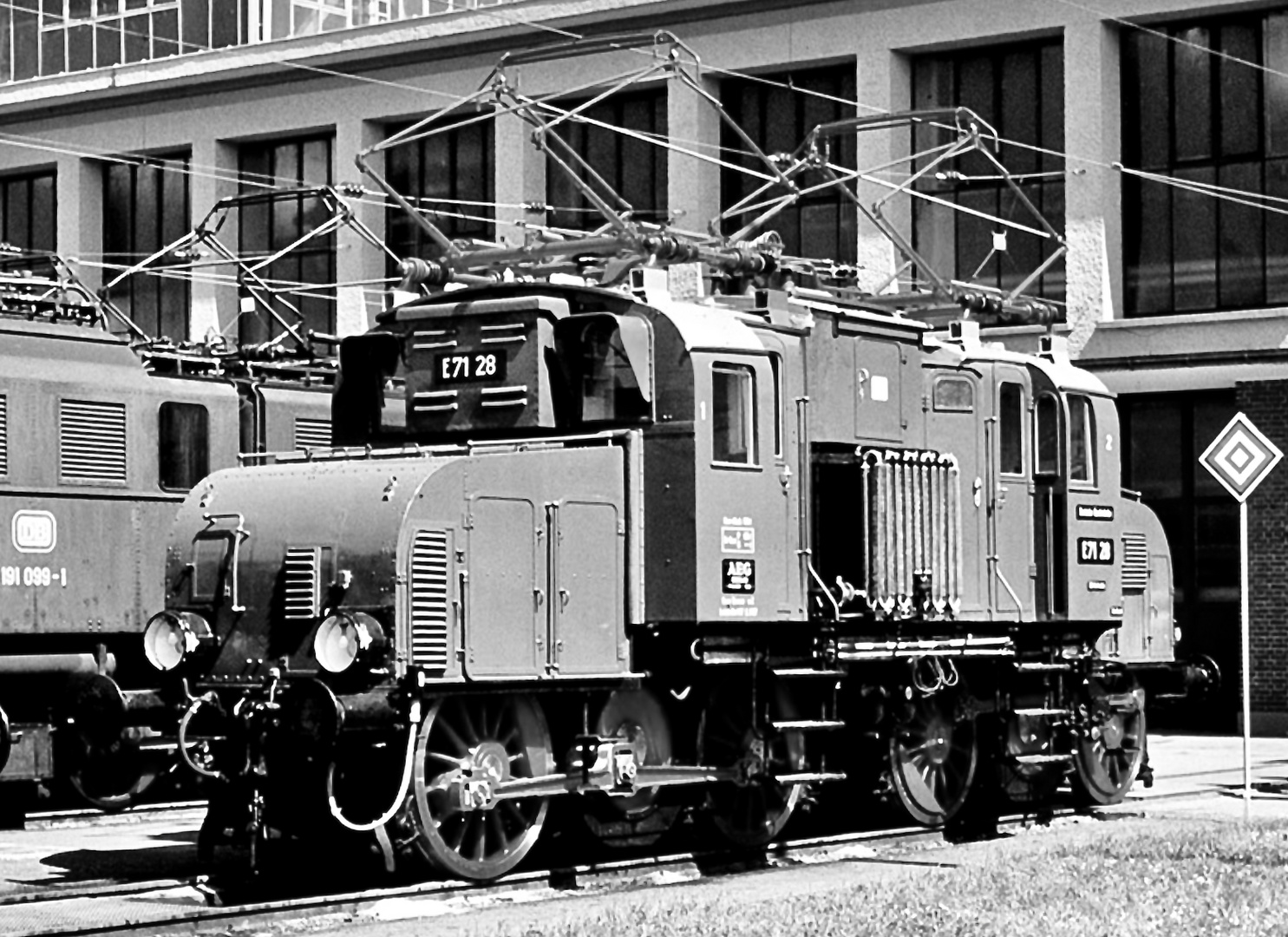 E 71 28 Foto & Bild | münchen, ellok, freimann Bilder auf fotocommunity