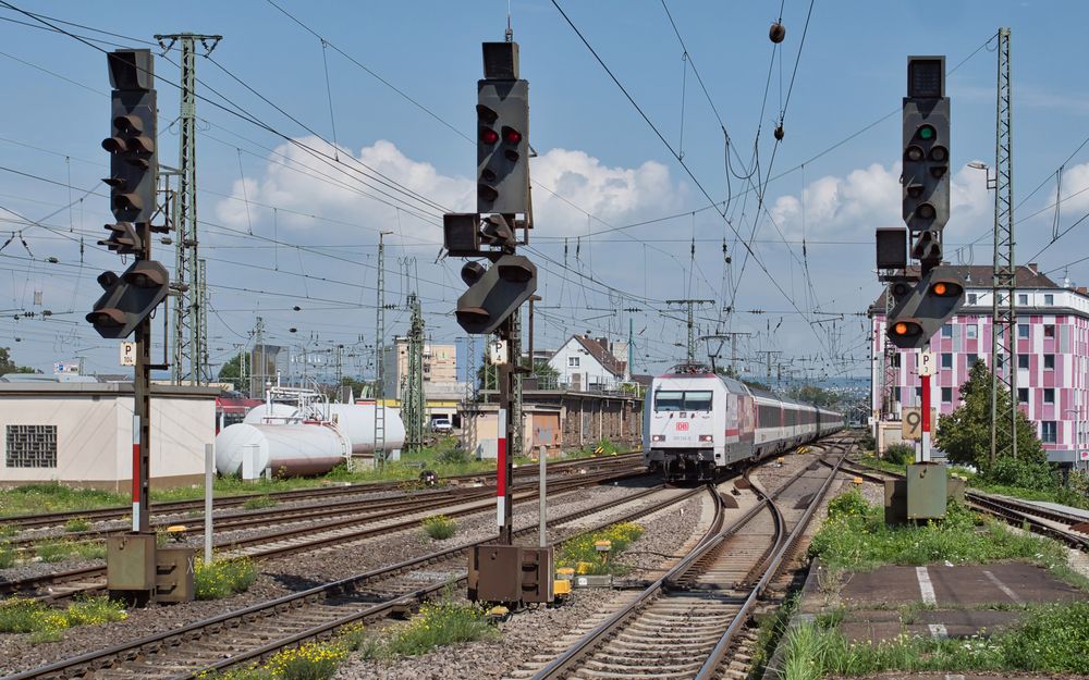 EC 9 in Koblenz Foto & Bild | schienen, loks, eisenbahn Bilder auf ...