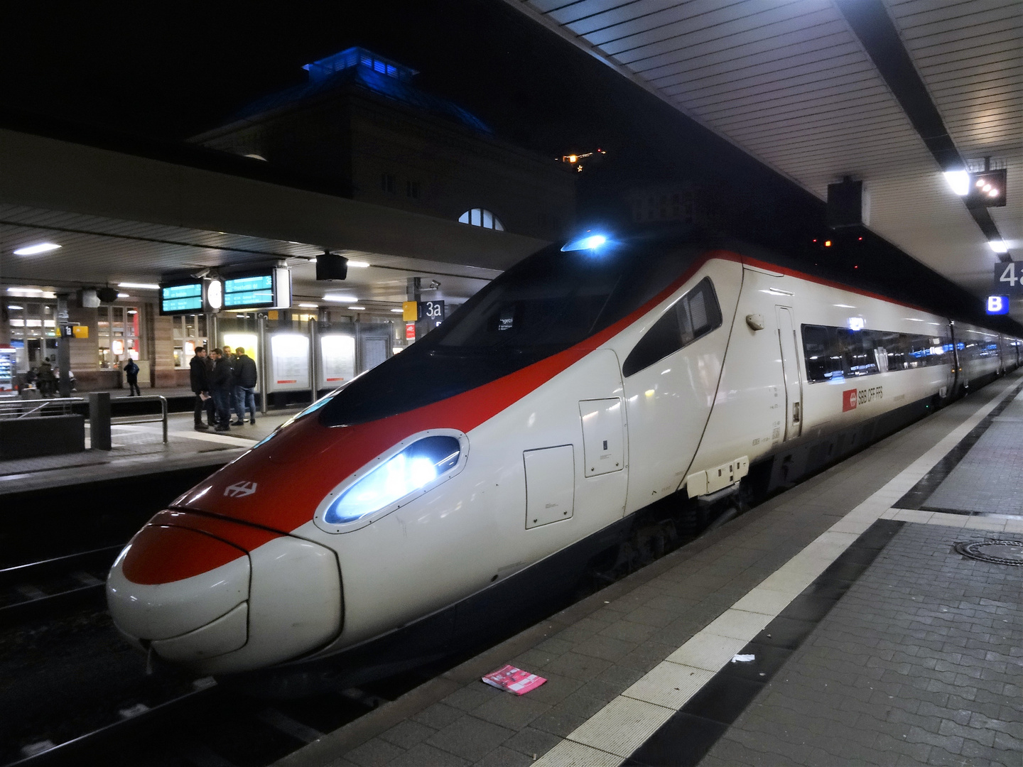 ECE Frankfurt - Mailand Foto & Bild | züge, hochgeschwindigkeitszüge ...