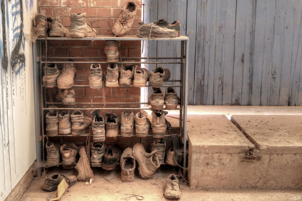 Echt staubig...... Foto & Bild | fotos, spezial, marode Bilder auf ...