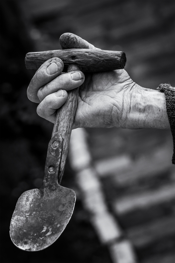 Echte- Handarbeit... Foto & Bild | menschen, handwerker, menschen bei ...