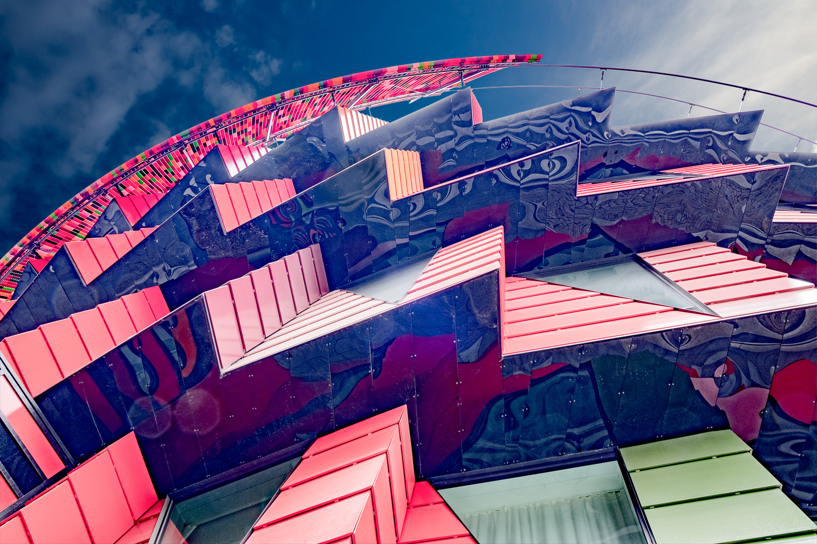 Eckig, rund und bunt. Foto & Bild | architektur, europe, scandinavia ...