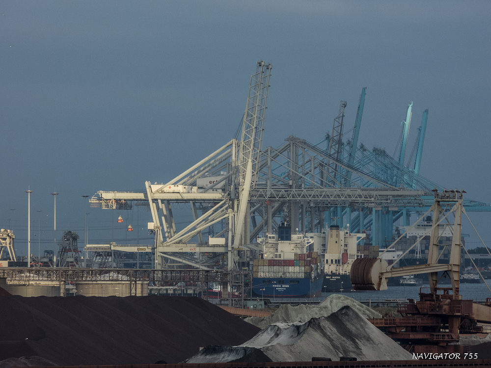 ECT - Terminal / Europoort Foto & Bild | industrie und technik ...