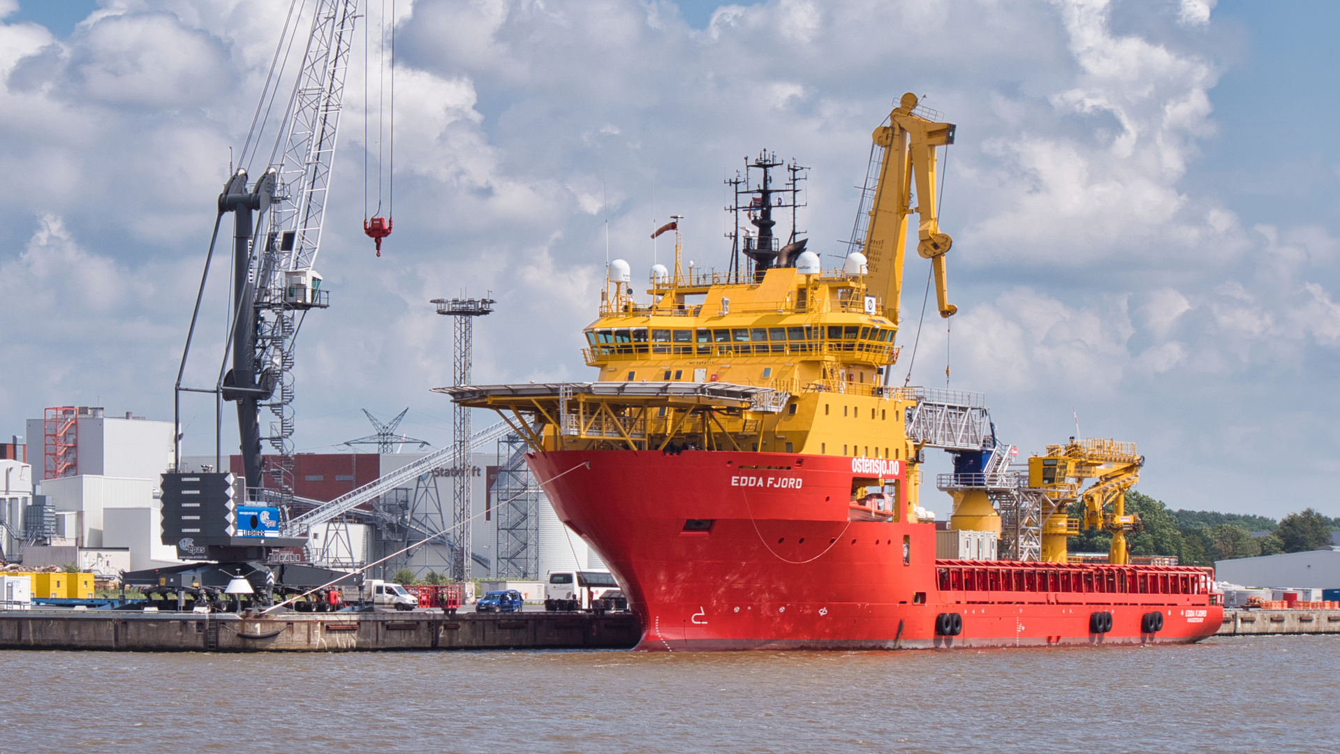 Edda Fjord Foto & Bild | hafen, industrie, frachter Bilder auf ...