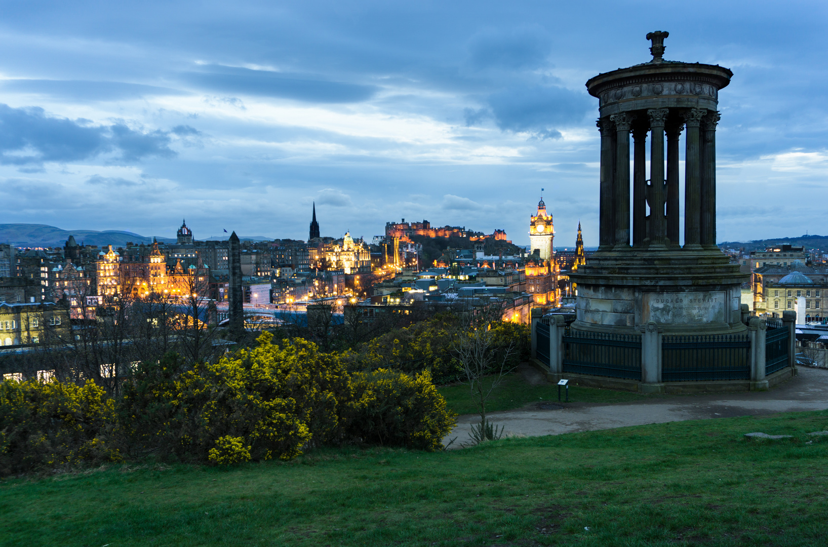 Edinburgh Calton Hill Foto & Bild | fotos, city, sunset Bilder auf ...