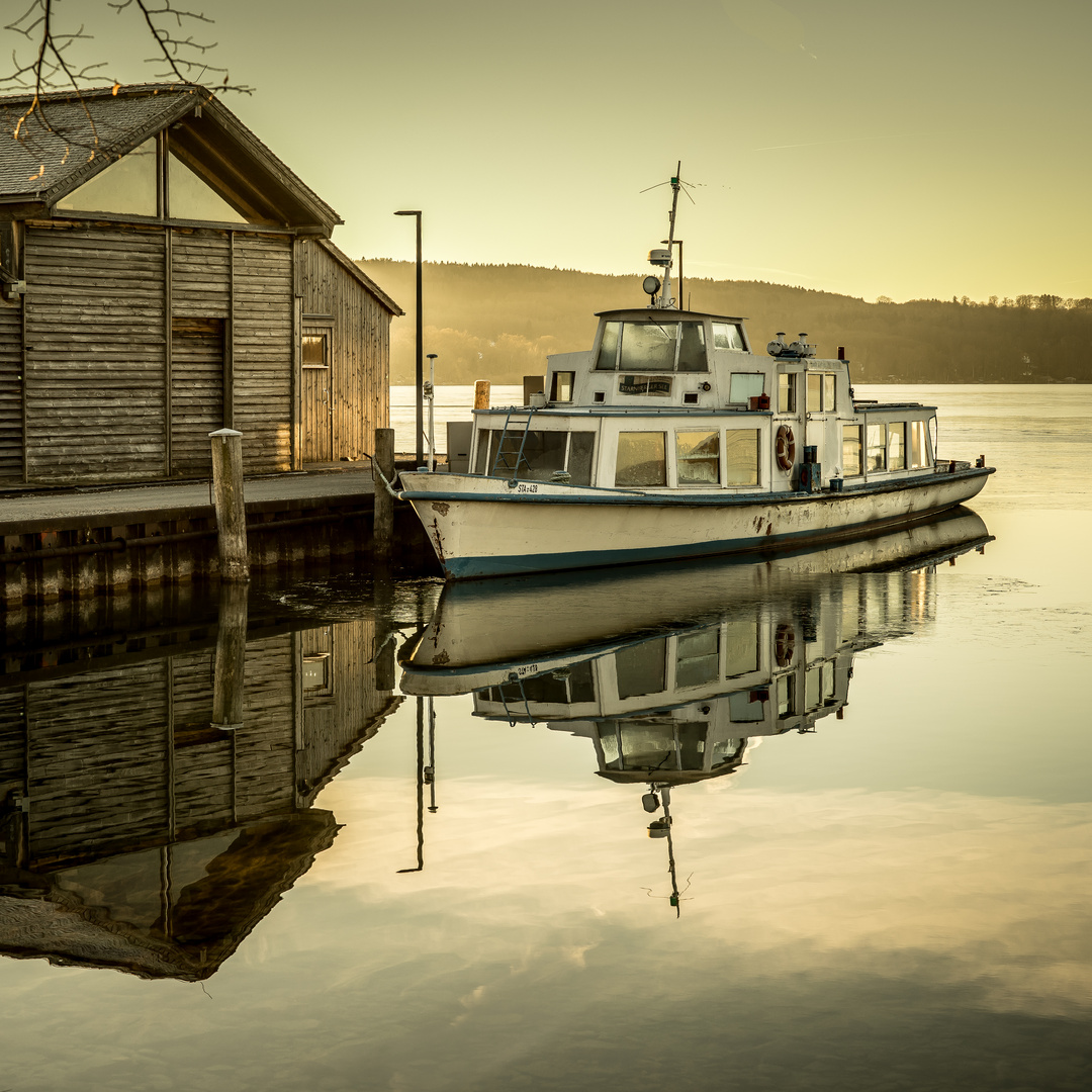 Ein Boot Foto & Bild | art, spezial, wasser Bilder auf fotocommunity