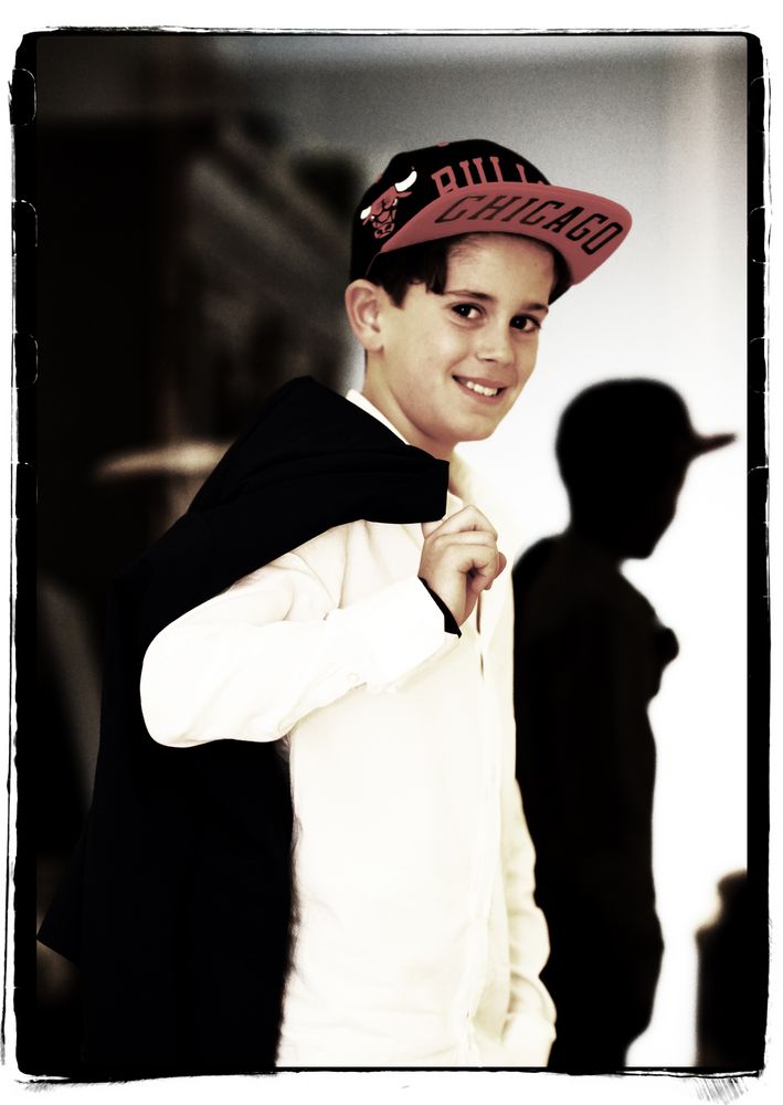 ein cooler Typ.... Foto & Bild | jugendliche, uploads, indoor Bilder ...