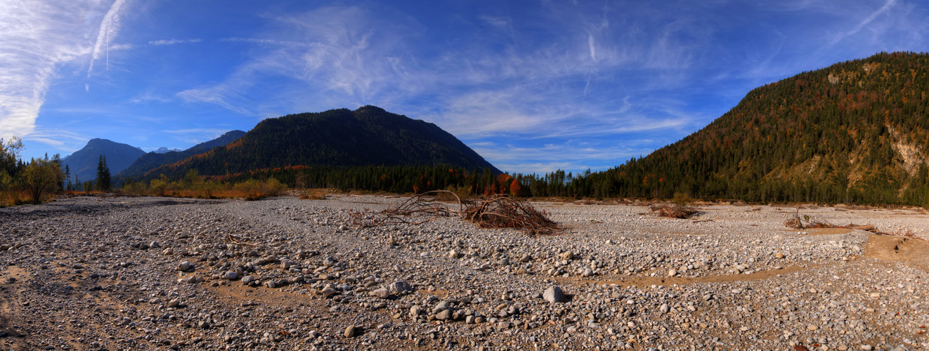 Ein Flussbett im Karwendel Foto & Bild | nature, world, spezial Bilder ...