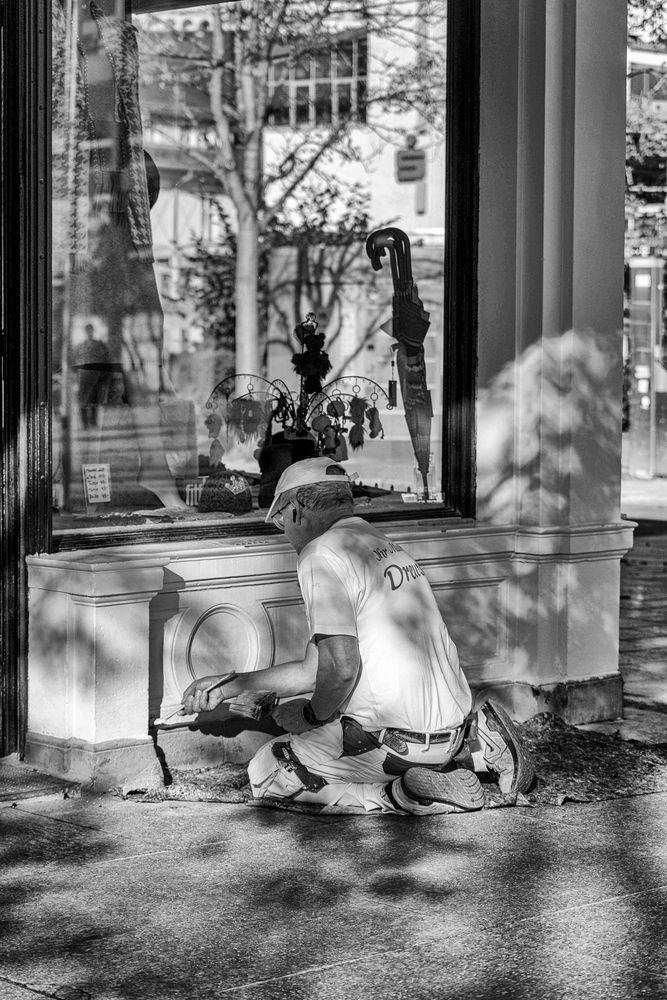 Ein neuer Farblook in S/W Foto & Bild | erwachsene menschen, streetfotografie mit menschen ...