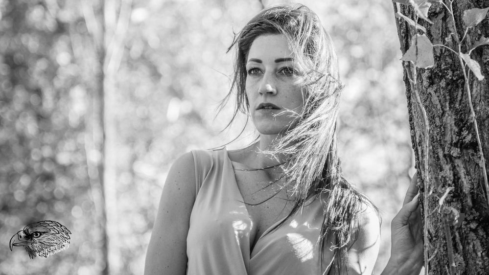 Ein Portrait im Wind Foto & Bild | outdoor, portrait, mensch Bilder auf ...