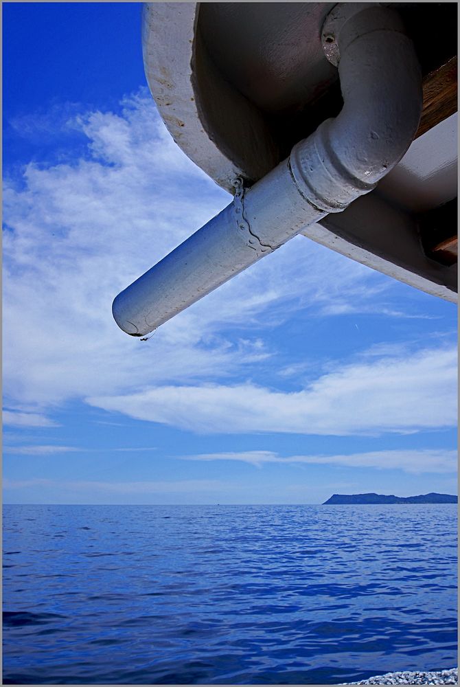 ein Rohr Foto & Bild | spezial, outdoor, blau Bilder auf fotocommunity