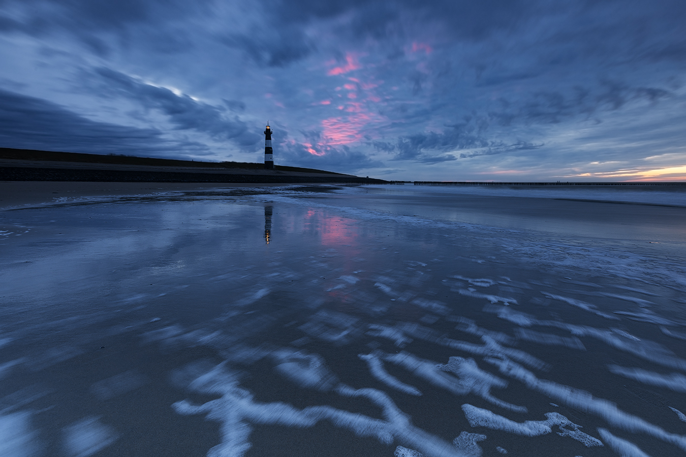 Ein roter Schimmer ... Foto & Bild | europe, benelux, landschaft Bilder ...