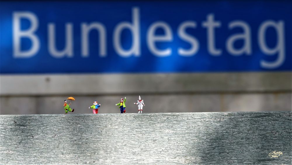 Ein Schelm,... Foto & Bild | spezial, digiart, miniaturen Bilder auf ...