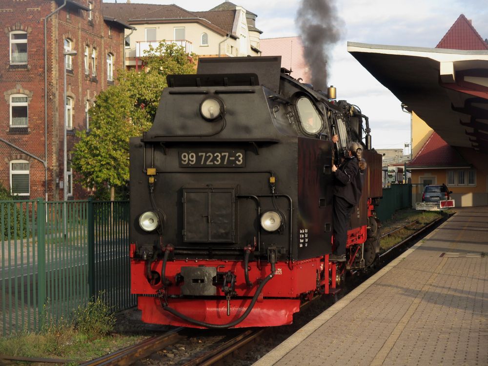 Ein schöner Rücken kann auch entzücken 1. Foto & Bild | fotos, september, eisenbahn Bilder auf ...