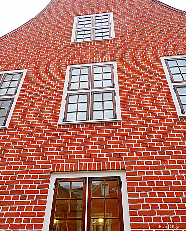 Ein schönes Backsteinhaus Foto & Bild | architektur, abstraktes ...