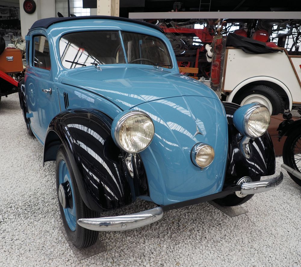 Ein sehr runder Mercedes .... Foto & Bild | oldtimer, auto, mercedes ...