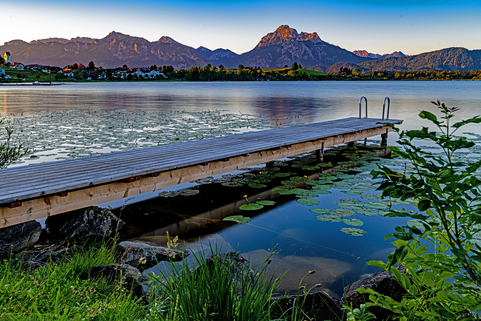 Ein Steg am Hopfensee Foto & Bild | deutschland, europe, bayern Bilder ...