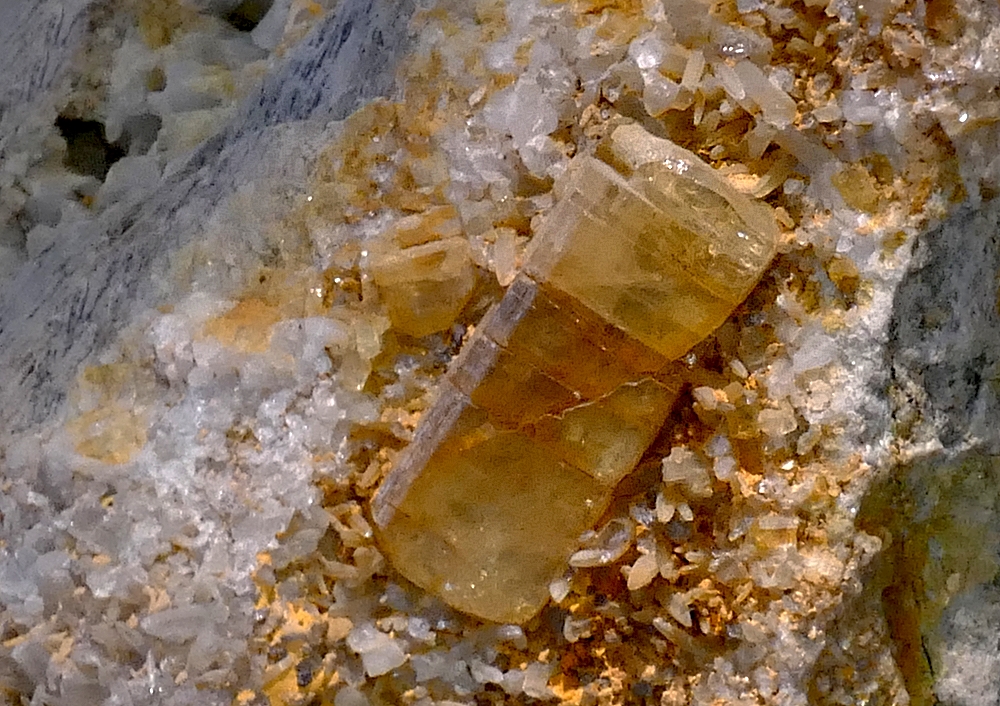 Ein Topas... Foto & Bild | natur, vogtland, mineralien Bilder auf ...
