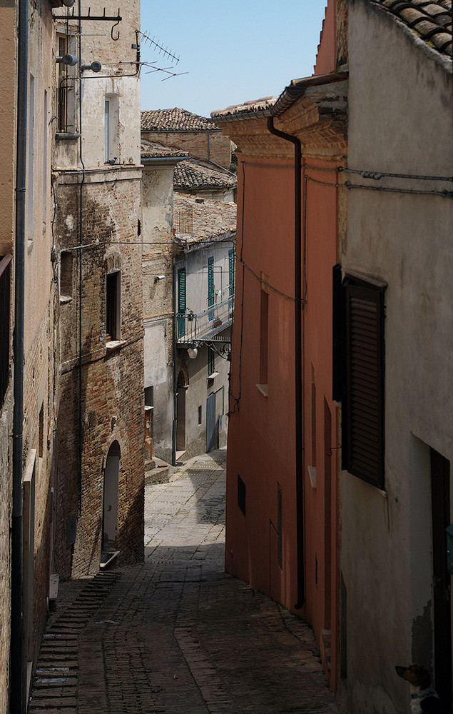 Eine enge Gasse... Foto & Bild | italy, world, architektur Bilder auf fotocommunity