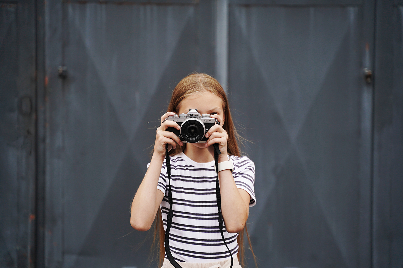 Eine Frage der Perspektive Foto & Bild | jugendliche, outdoor, fotos ...