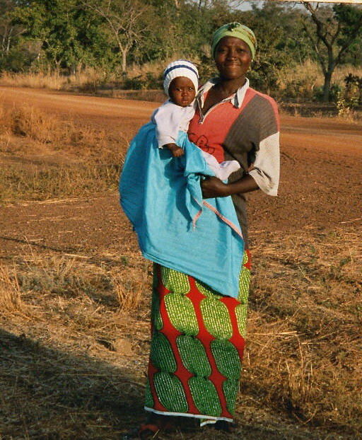 Eine Mami mit Baby Foto & Bild | africa, western africa, world Bilder ...
