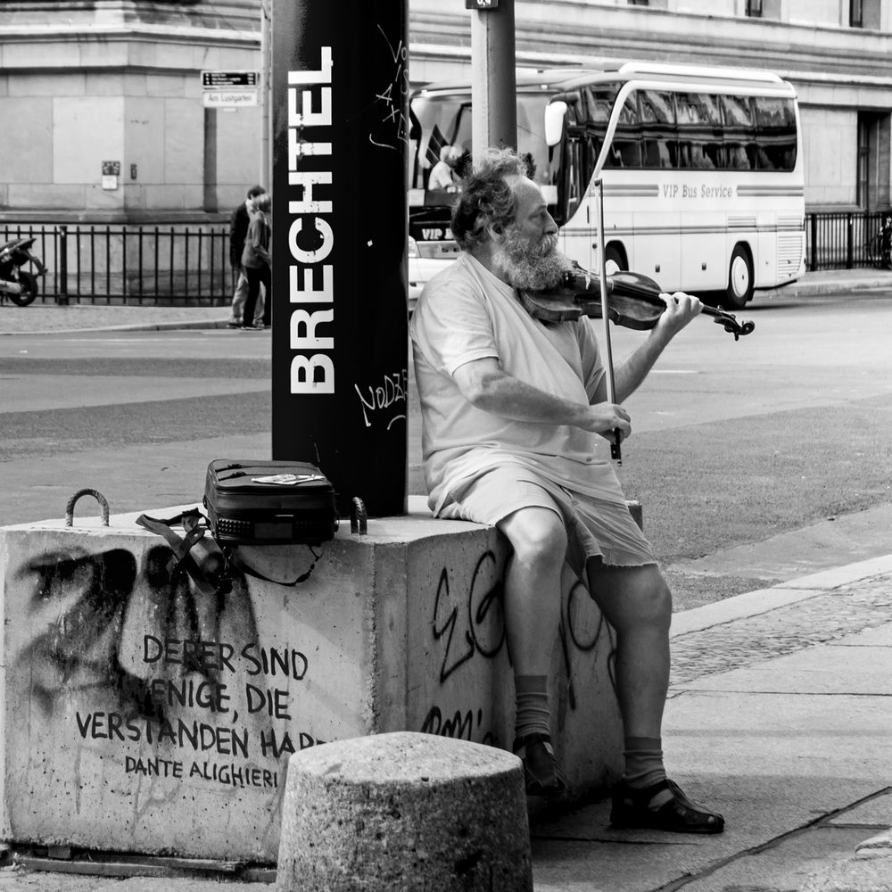 - eine Option - Foto & Bild | erwachsene menschen, streetfotografie mit menschen, menschen in ...