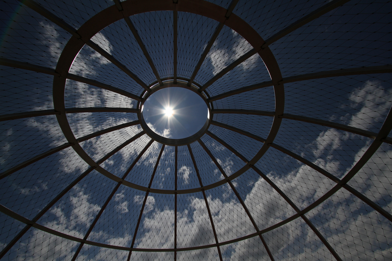 eine runde Sache Foto & Bild | architektur, profanbauten, flughäfen ...